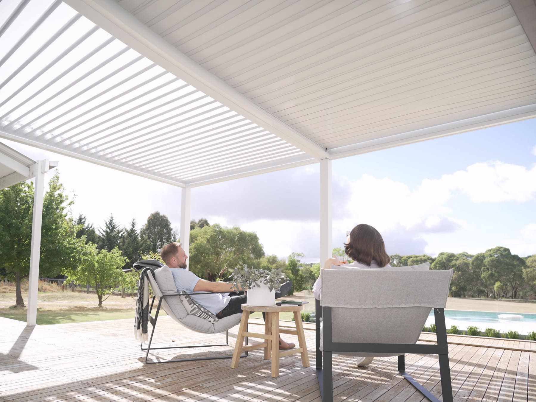 Aluminium Louvred Pergola - Twilight Motorised Louvred Pergola – Outmos ...
